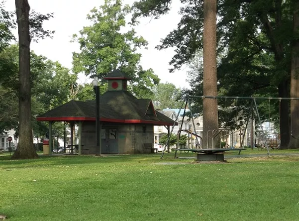 Robert’s Grove | Visit Crawford County, PA